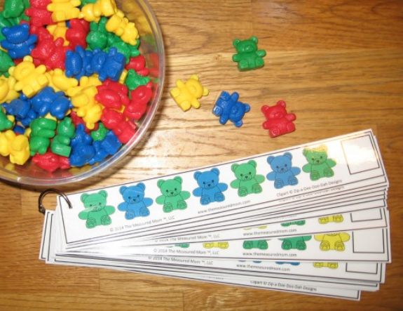 Bear counter pattern strips for preschoolers - The Measured Mom