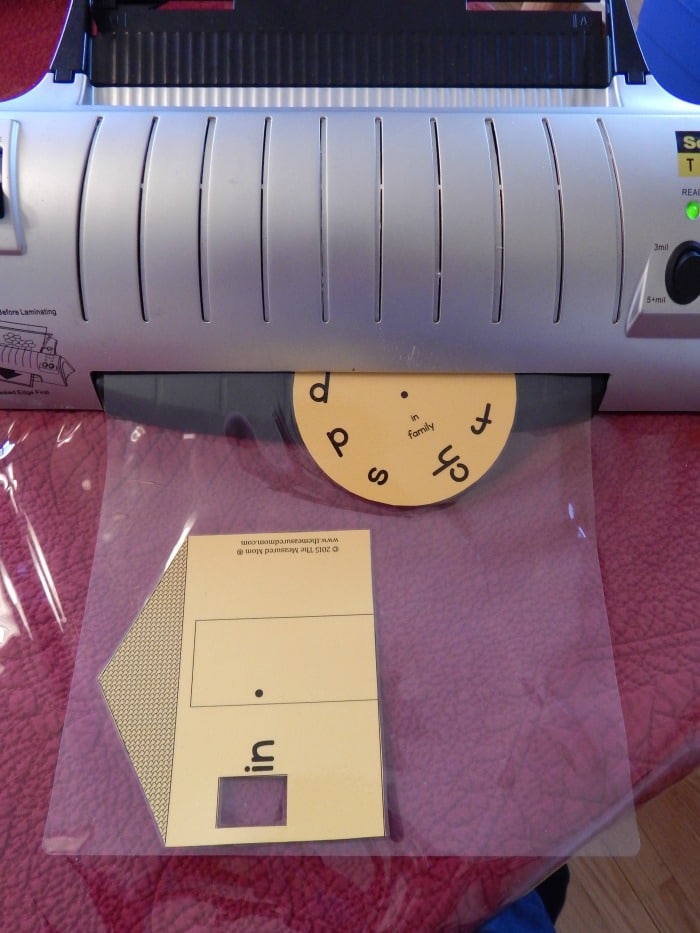 Short vowel word family houses - The Measured Mom