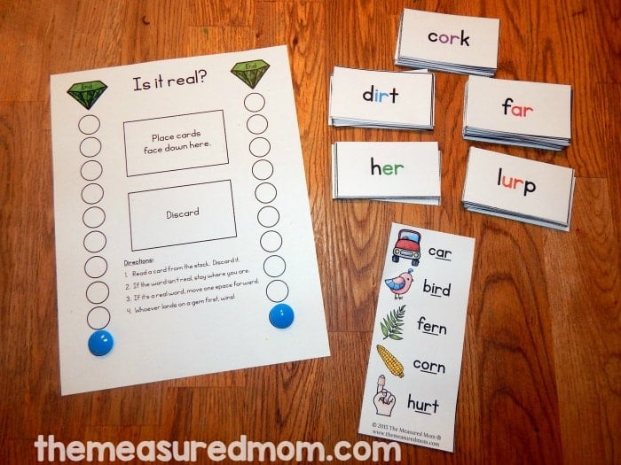 R-controlled vowel words game - The Measured Mom