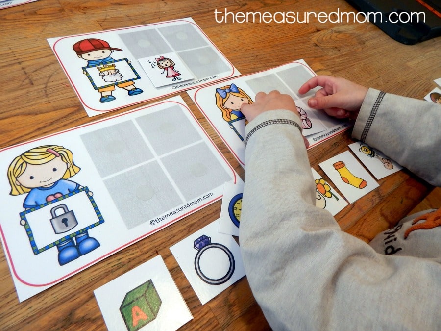 14 rhyming words sorting mats - The Measured Mom