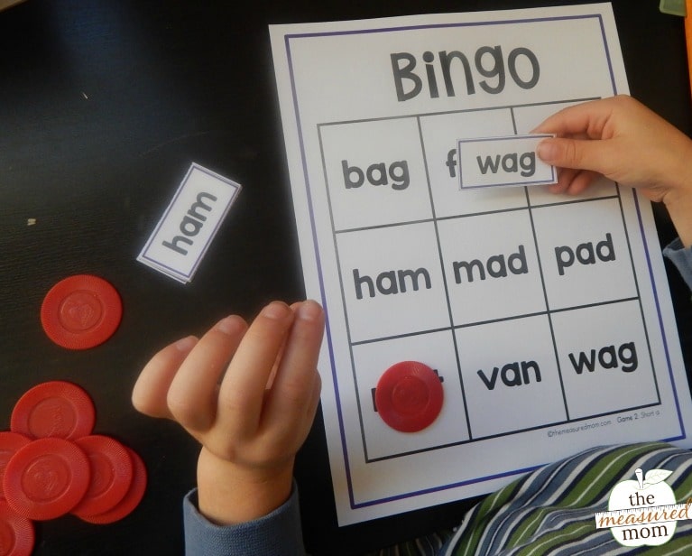 Short vowel bingo for single players - The Measured Mom