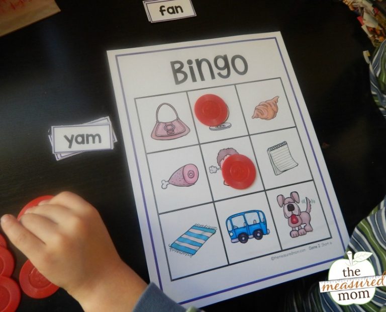 Short vowel bingo for single players - The Measured Mom