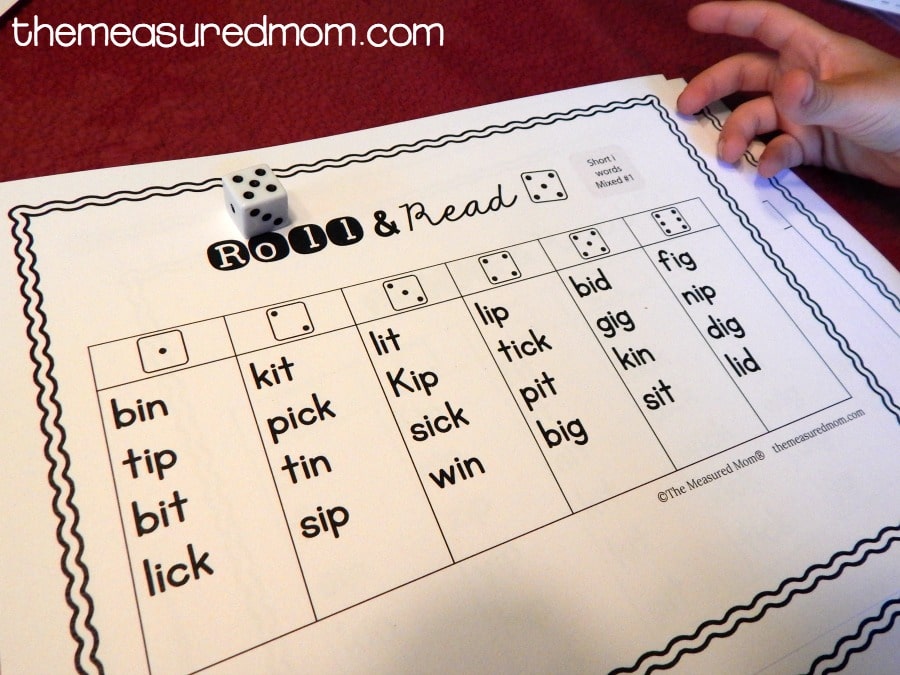 Roll & read games for short i words - The Measured Mom
