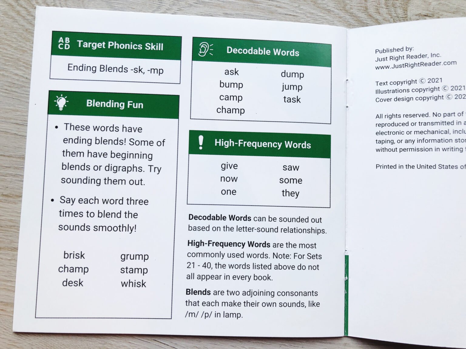 5 Reasons you'll LOVE Just Right Reader decodable books! - The Measured Mom